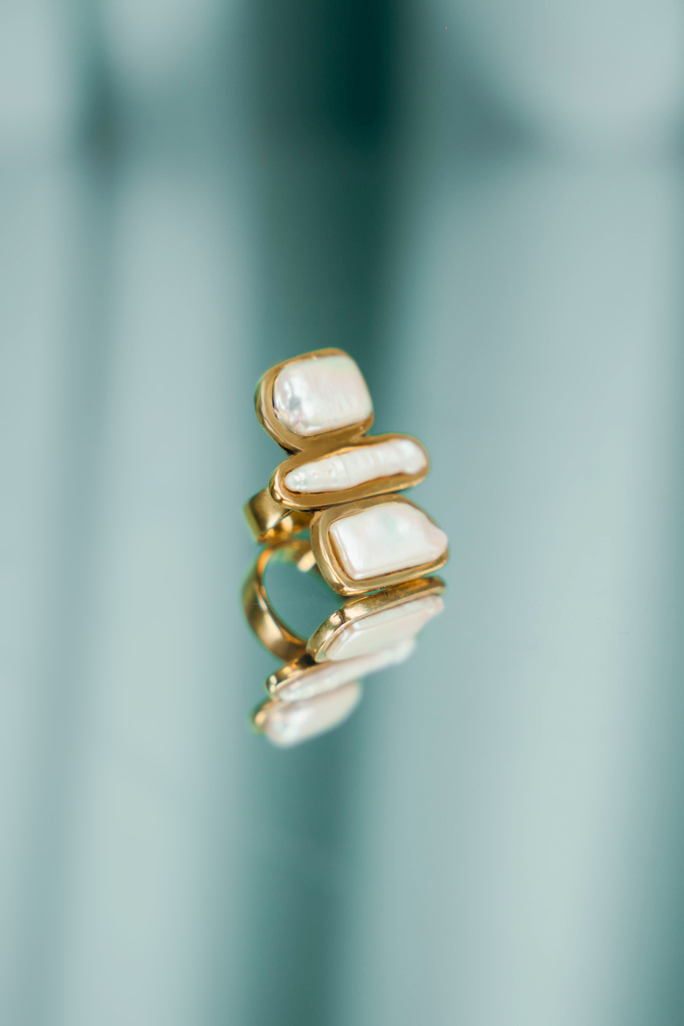 TRIPLE PEARL HARMONY RING – House of ARISTOCRAT