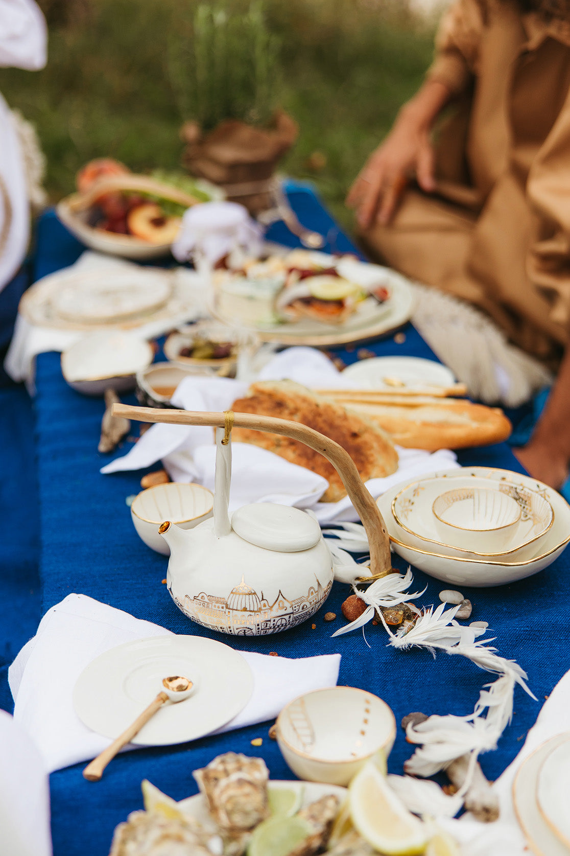 MAISON | RIVIERA GILDED AMBER TEAPOT | RIVIERA SS22 – House of ARISTOCRAT